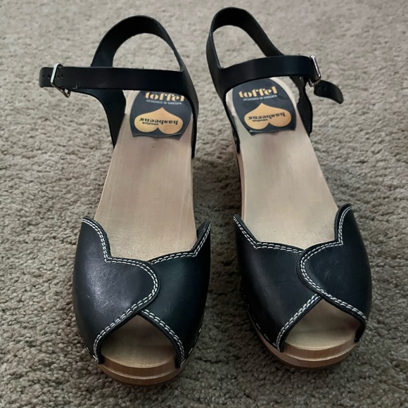 Swedish Hasbeens | Shoes | Swedish Hasbeens Lightly Worn Sandals In ...